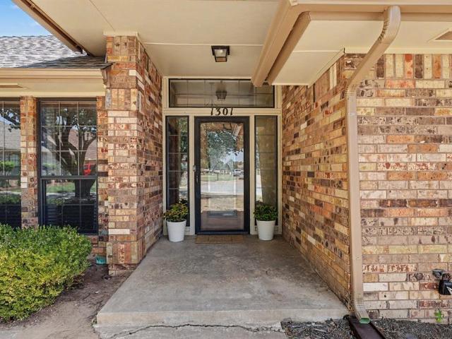 1301 SW 107th Place