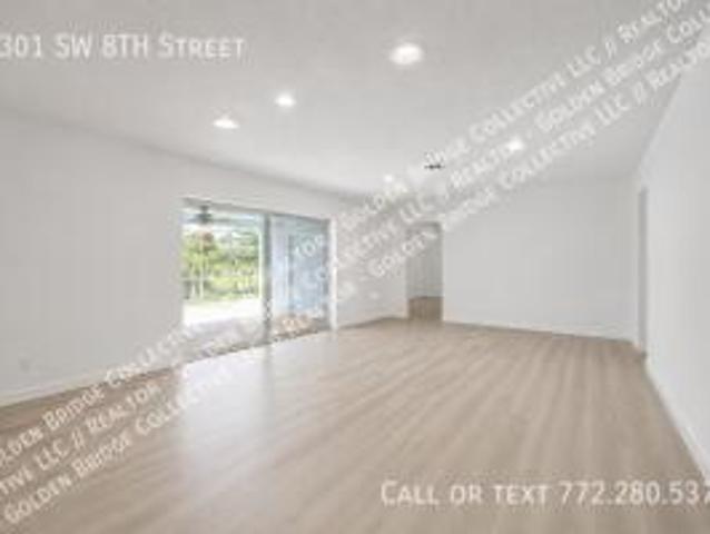 1301 SW 8TH Street · Pool · Waterfront