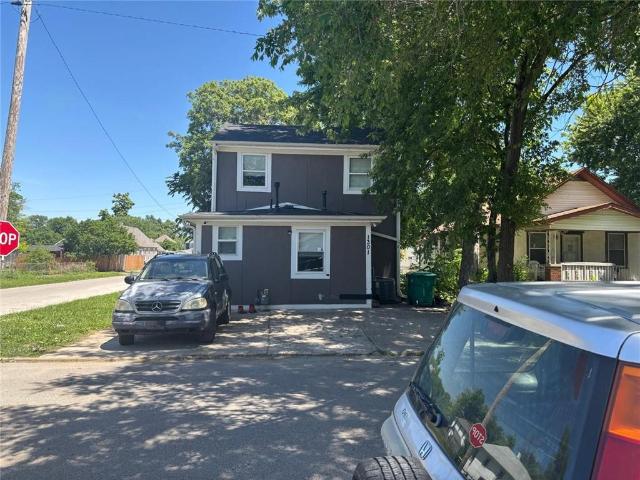 1301 S 37TH Street