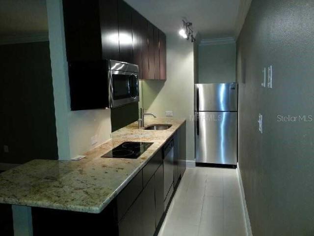 1301 S Howard Ave, Unit B17, Tampa, FL 33606 | MLS #TB8496 | Compass