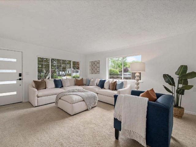 1301 Spencer