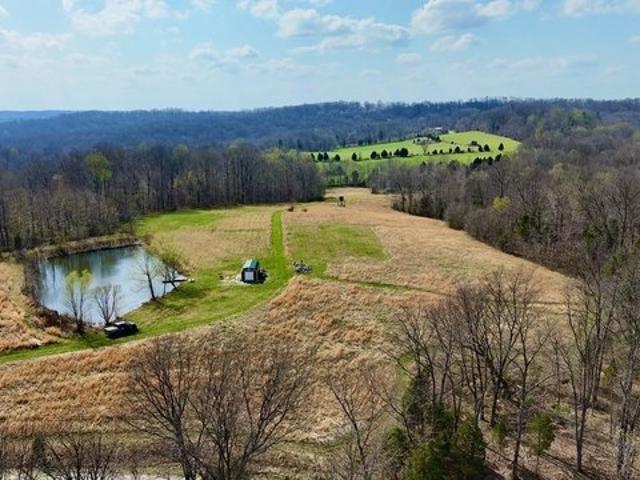 1301 Turkey Meadow Dr, English, IN 47118