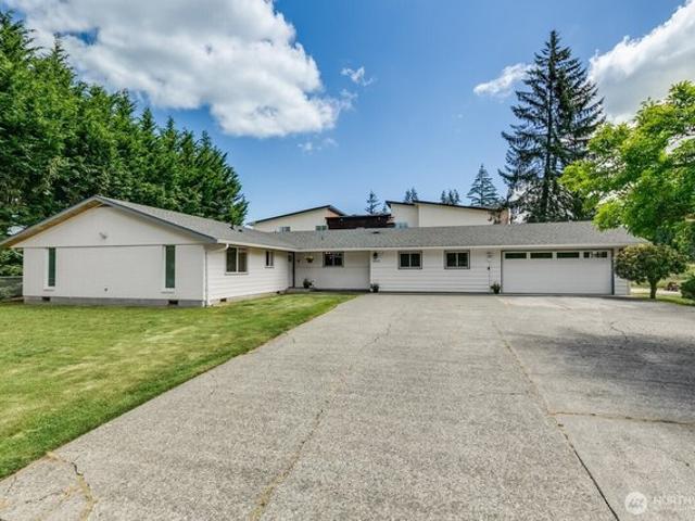 1301 th Ave SE, Everett, WA 98208