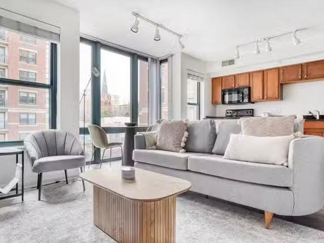 1301 Thomas Circle, 1301 M St NW, Logan Circle 1 Bedroom 1.
