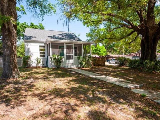 1301 W Humphrey St, Tampa, FL 33604