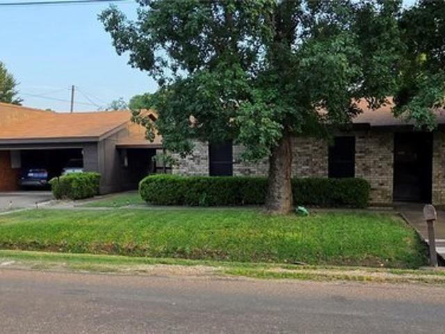 1301 W Mesquite St, Little River Academy, TX 76554
