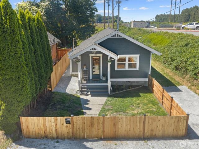1301 Walter Street