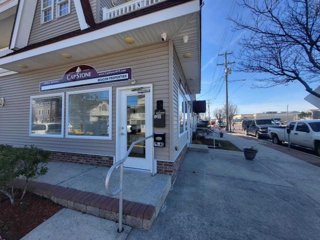 1301 West Ave