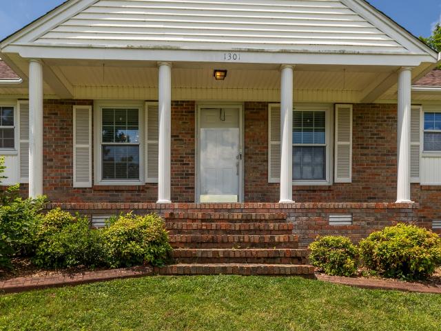 1301 White Dr