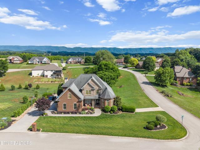 1301 Woodland Trace