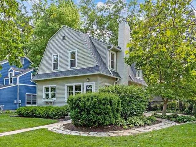 1301 Yewell St, Iowa City, IA 52240