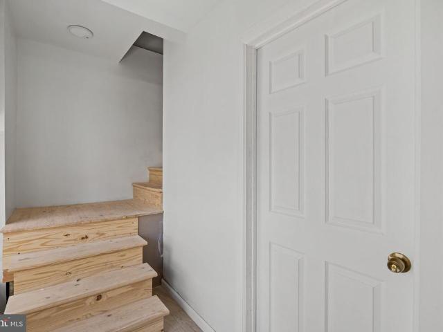 1301 00 W Venango Street