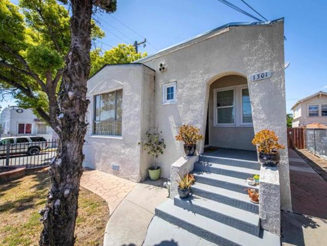 1301 60th Ave, Oakland, CA 94621
