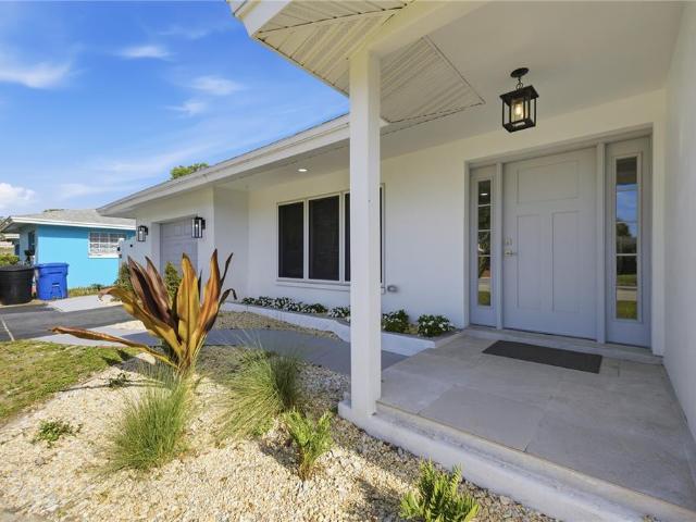 1301 62nd Ter S, St. Petersburg, FL 33705 | MLS #TB8498