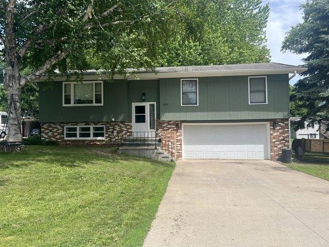 1301 9th St SE, Willmar, MN 56201