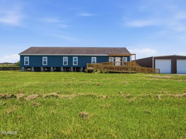 1301L Dubois Rd, New Iberia, LA 70560