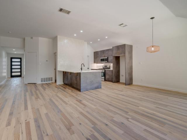 13022 Staton Dr