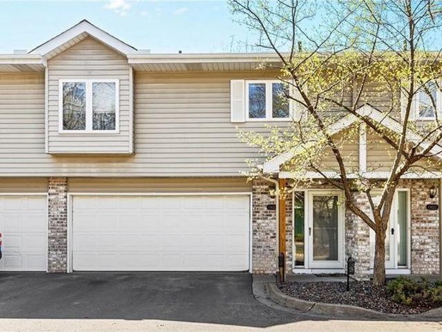 13027 Penn Ave S, Burnsville, MN 55337