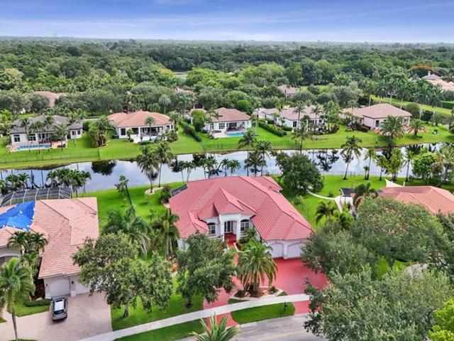 13027 SW 41st St, Davie, FL 33330