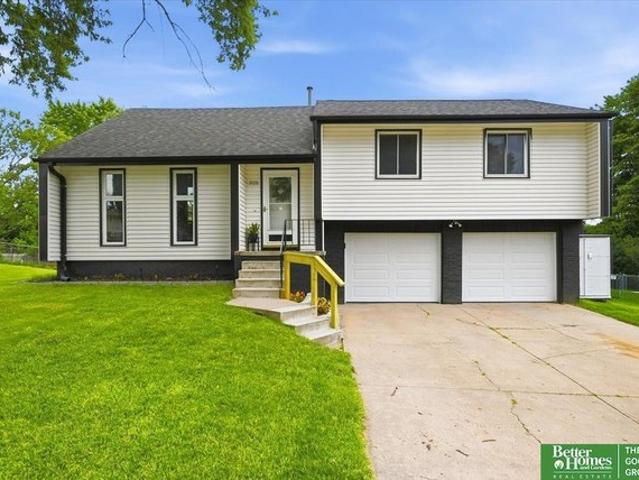 13029 Patrick Cir, Omaha, NE 68164