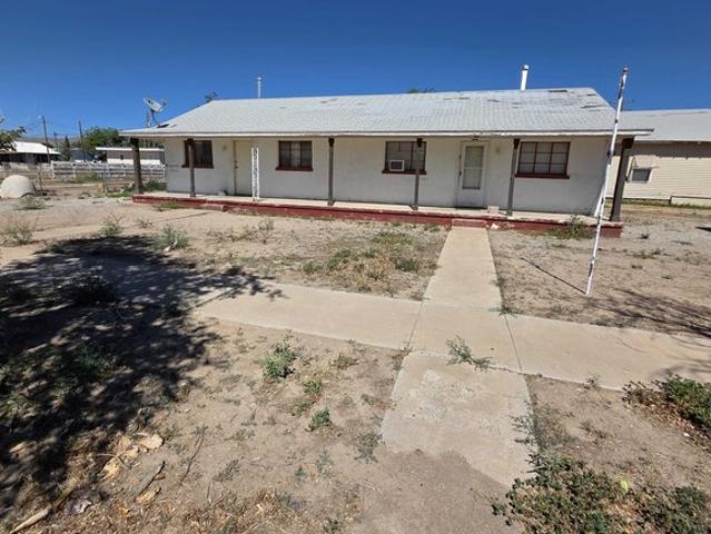 1302 Michigan Ave, Alamogordo, NM 88310