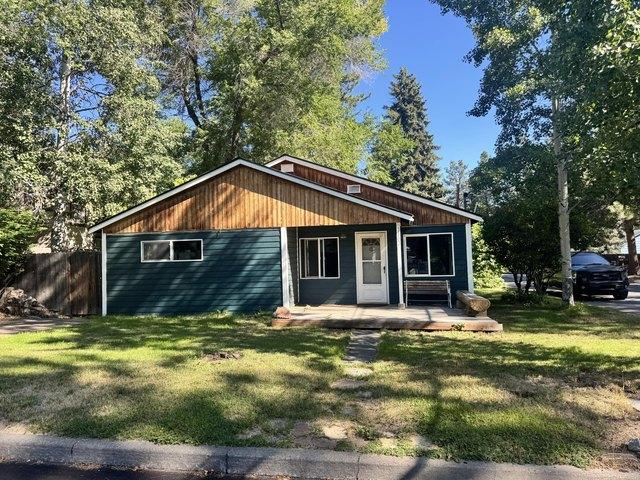 1302 NW Lexington Ave, Bend, OR 97703