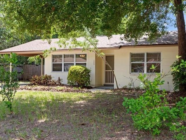 1302 NE 14th Ter, Gainesville, FL 32601