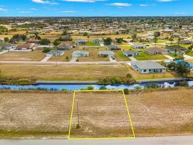 1302 NE 19th, CAPE CORAL, FL 33909 658773534