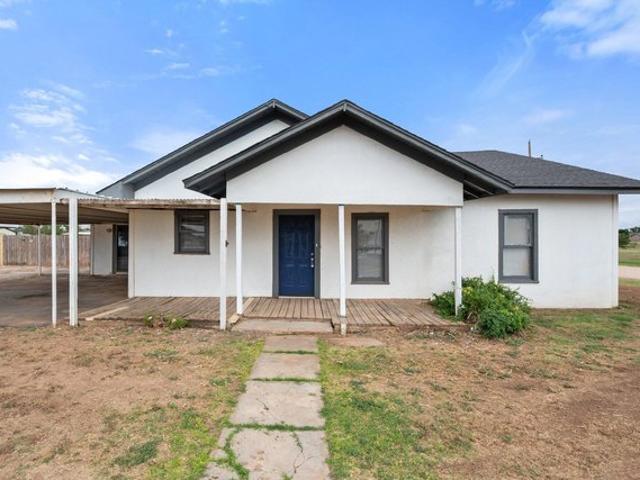 1302 Avenue E, Ralls, TX 79357