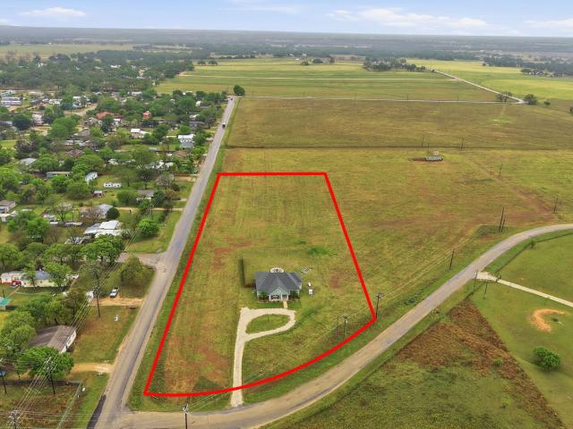 1302 Country Side Bend, Fredericksburg, TX 78624 | MLS #1956