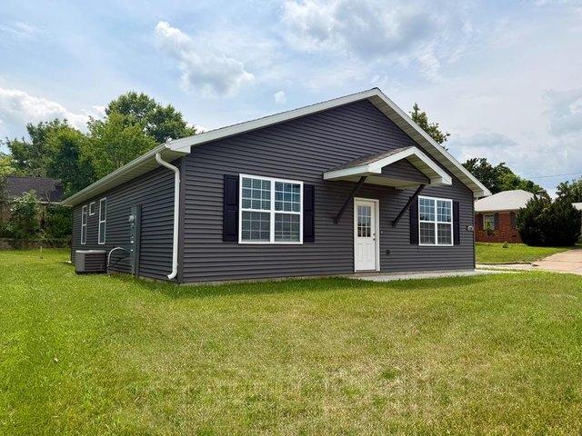 1302 E Illinois St, Kirksville, MO 63501