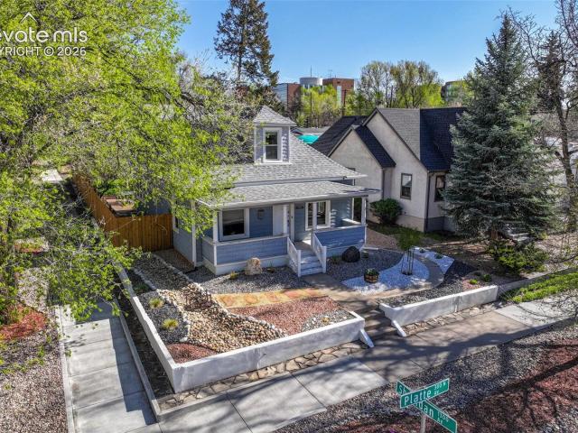 1302 E Platte Avenue