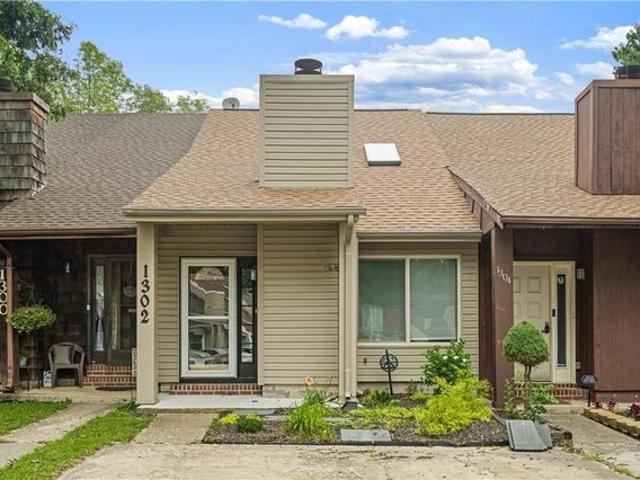 1302 Elk Ct, Virginia Beach, VA 23464