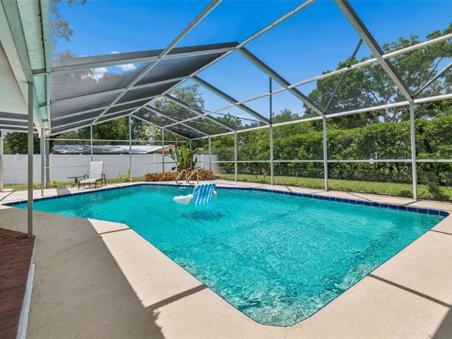 1302 Glengreen Ln, Lakeland, FL 33813 | MLS #TB8503 | Compass