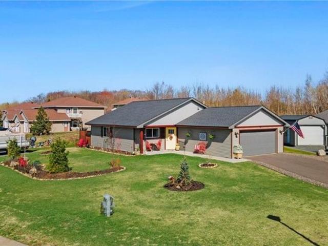 1302 Greentree Dr, Saint Croix Falls, WI 54024