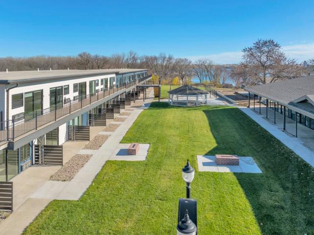 1302 Hwy 71 N # 9