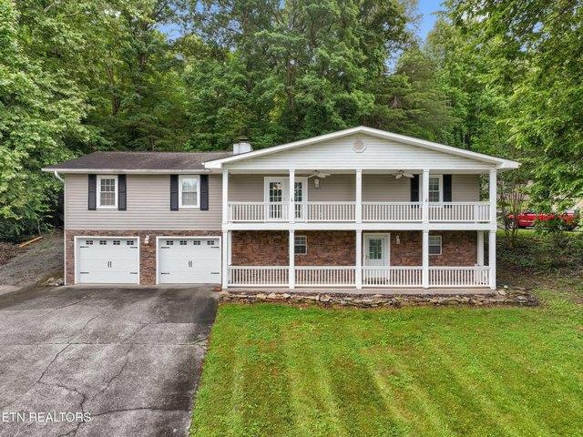 1302 Irwin Dr, Powell, TN 37849