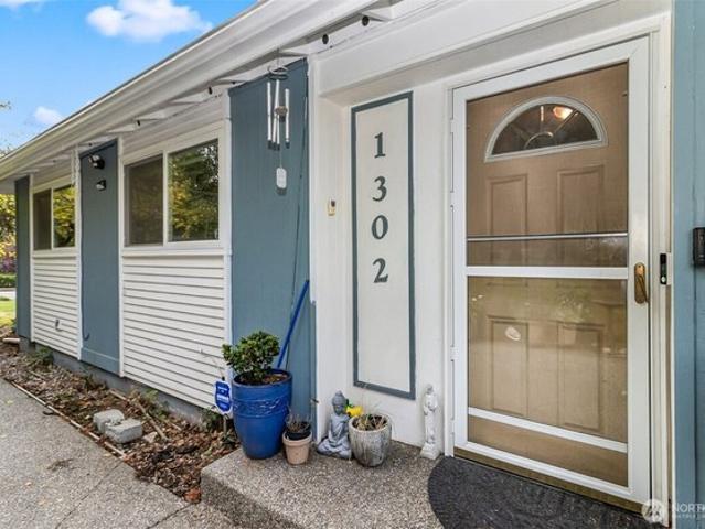 1302 Pine Ave, Snohomish, WA 98290