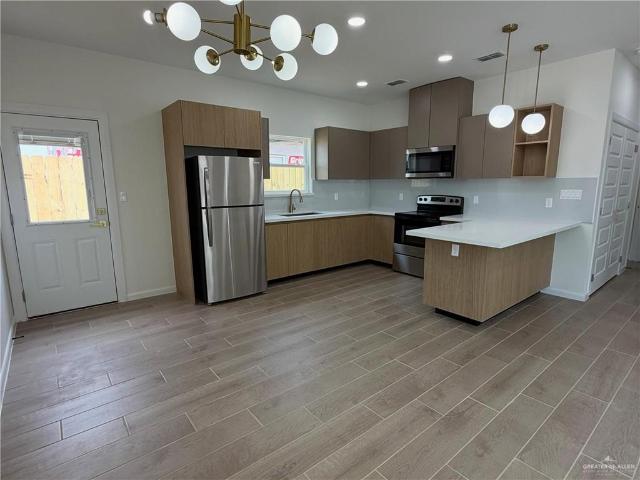 1302 Rosewood Lane 1