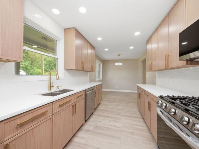 1302 S Lawler Avenue