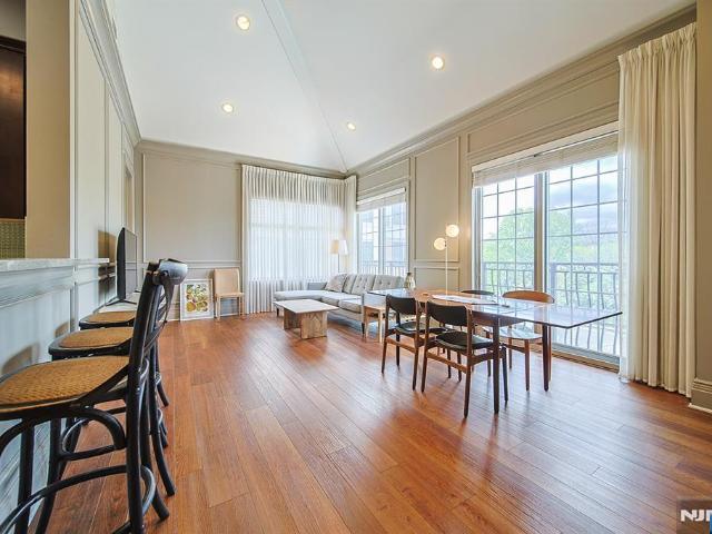 1302 The Plaza # 1302
