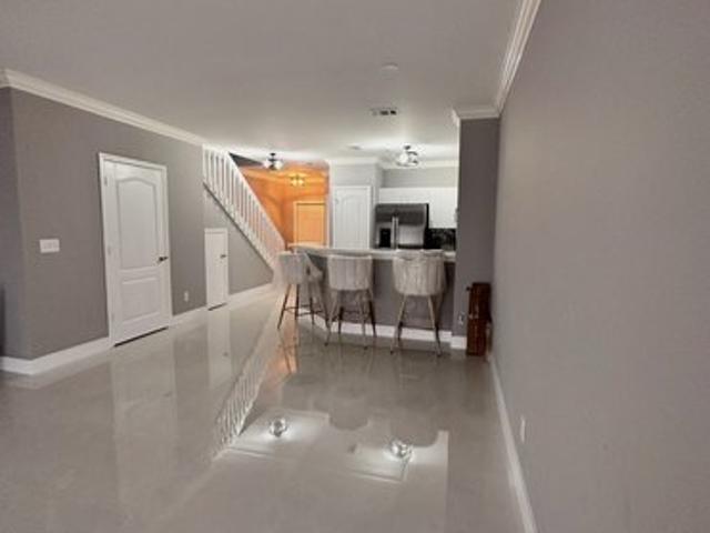 1302 Weeping Willow Ct, Cape Coral, FL 33909