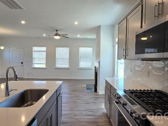13033 Garren Vw Ln, Charlotte, NC 28278 | MLS #4372 | Compass