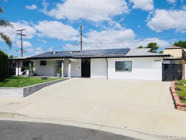 13033 Grade Ave, Sylmar, CA 91342