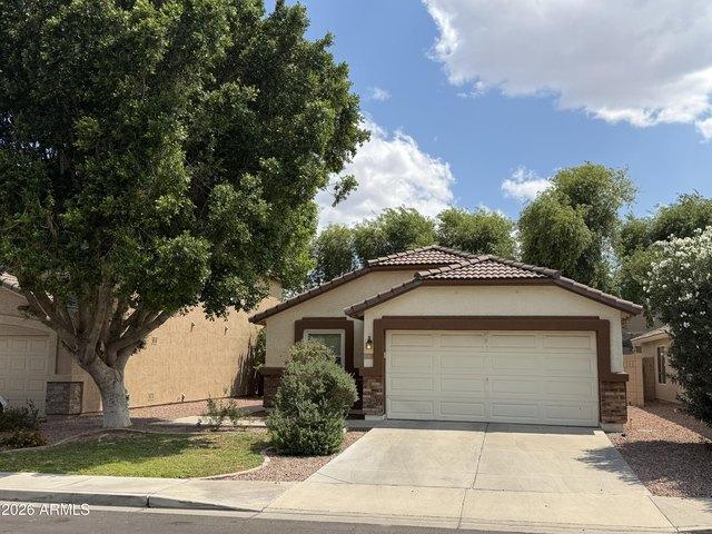 13037 W Avalon Dr, Avondale, AZ 85392