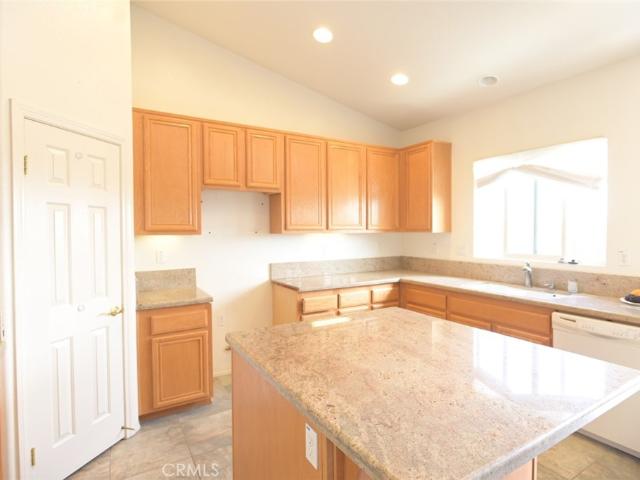 13037 Sunset Canyon Way, Victorville, CA 92395 | MLS #OC26066
