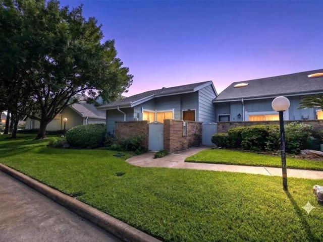 13034 Greenway Chase Ct Unit 3034, Houston, TX 77072