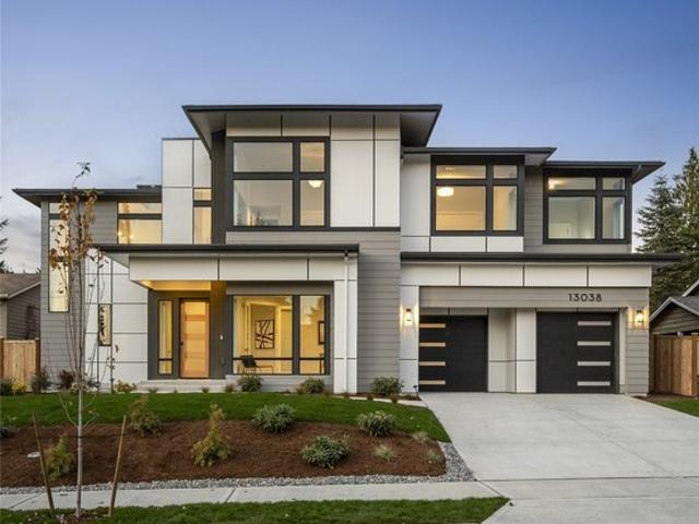13038 NE 102nd Pl, Kirkland, WA 98033