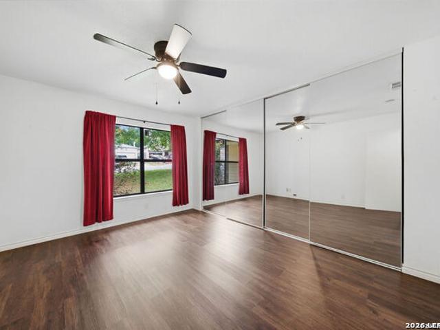 13039 Chimney Oak