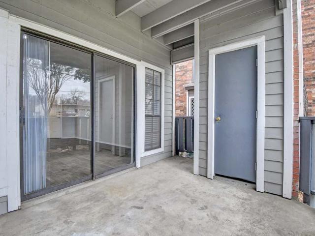 1303 Main 2 Bedroom Apartment for Rent at 1303 S Main St, Duncanville, TX 75137